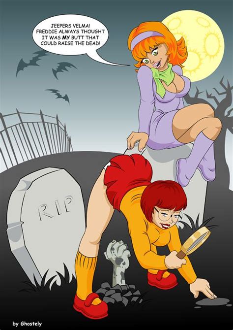 Velma And Daphne Hot