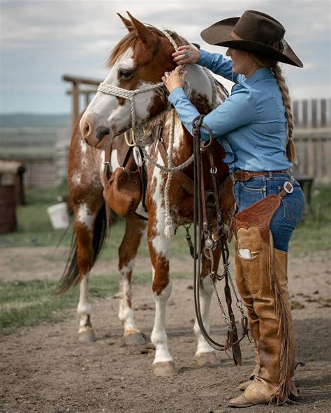 2554 Vind Ik Leuks 9 Opmerkingen Cowgirl Magazine Cowgirlmagazine