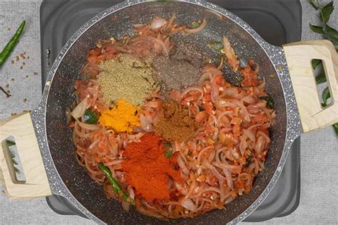 Kerala Shrimp Curry Recipe Chemmeen Curry Whiskaffair