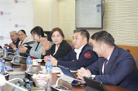 Монголын улаан загалмай нийгэмлэг Mongolian Red Cross Society