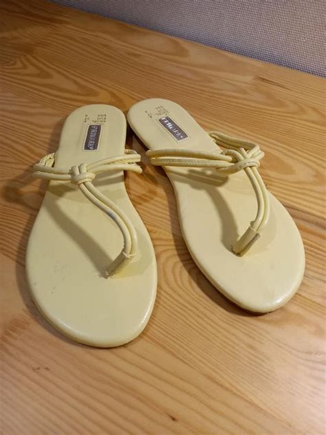 Фірмові нові жіночі шльопанці Primark — ціна 160 грн у каталозі Шльопанці Купити жіночі речі за