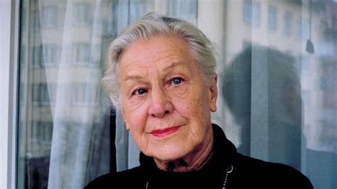 Blind Spot Hitler S Secretary Apple Tv