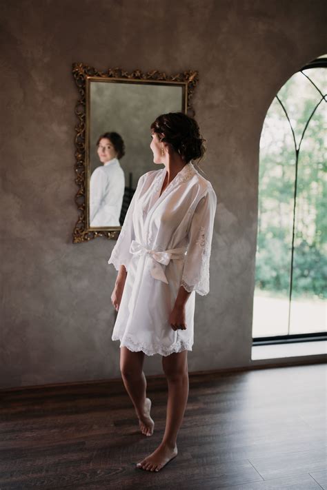 Getting Ready Robe Mom Wedding Dress Wedding Dress Display Old