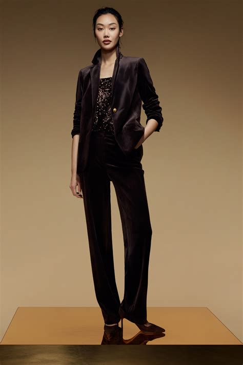 Donna Karan Fall 2025 Ready To Wear Collection Vogue