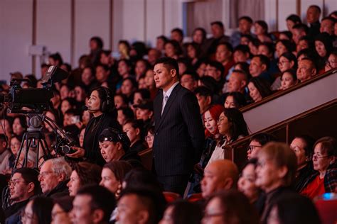 Damdintseren Хүн бүрт олгогдсон цаг хугацаа гэж байдаг Нэг зүйлийг маш сайн ойлгож ухаарч