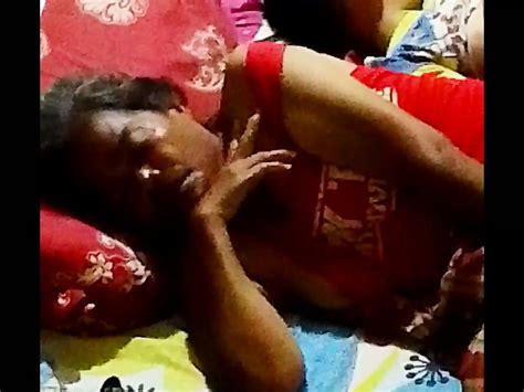 Ngintip Mama Neni Lagi Tidur Eporner