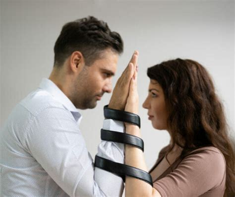 Breaking The Cycle Of Codependency In Addiction Recovery A Guide To Healing Lantana Recovery