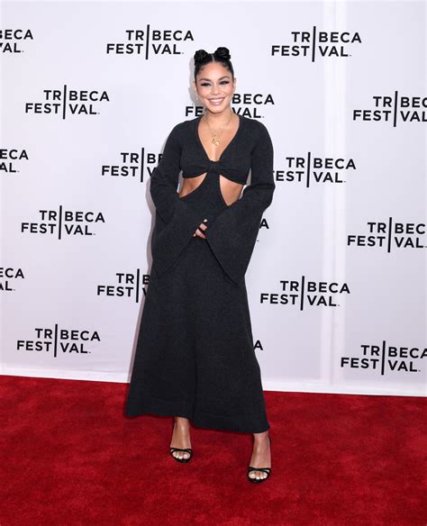 Vanessa Hudgens S Feet