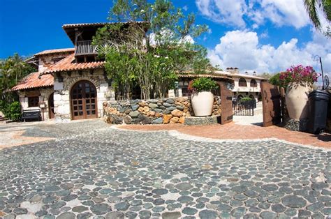 Premium Photo Altos De Chavon