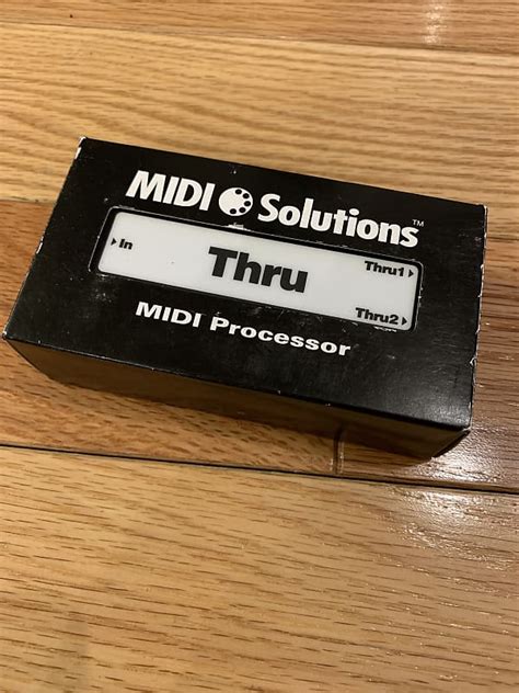 MIDI Solutions MSL THRU Output Active MIDI Thru Box Reverb