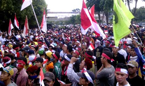 Massa Bakar Bendera Malaysia ~ Langkahmantap