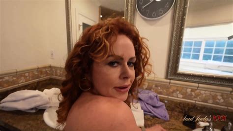 stepmom you forget to close the door while shower eporner