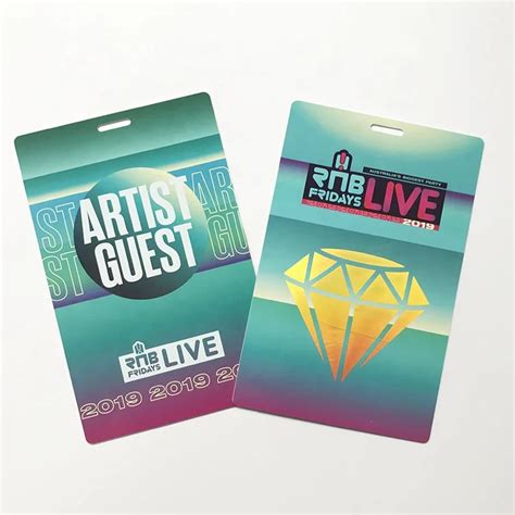 Customized Free Samples Design Offset Printing Plastic Badge