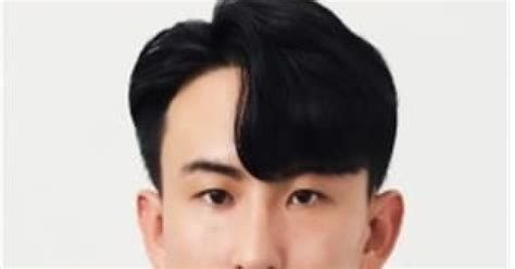 성산대교 위에 불 붙은 트럭이쉬는 날 귀가하던 소방관이 추가 피해 막아