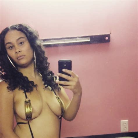 Stripper Shesfreaky