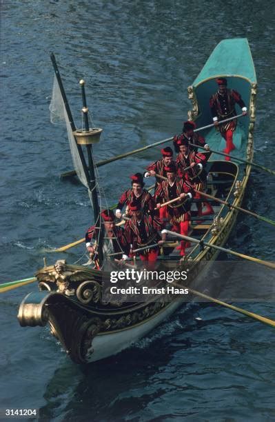 Gondolier Costume Photos And Premium High Res Pictures Getty Images