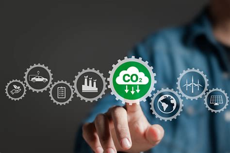 신재생에너지 기반의 녹색사업 Co2 배출 절감 개념 세상을 구하기 위해 에너지를 절약하고 지구 온난화를 줄이고 재생 에너지를