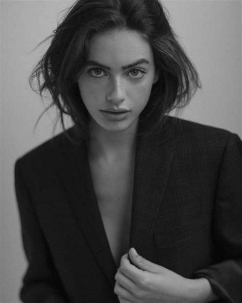 Yael Shelbia Sexy Hot Picture Hot Image World