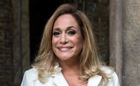 Aos 76 Anos Atriz Susana Vieira Enfrenta Leucemia