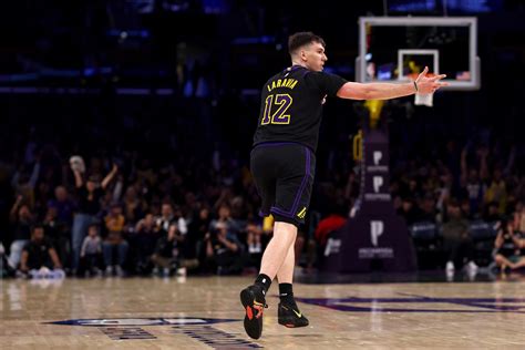 Lakers Takeaways Jake Laravia Sets The Tone In Starting Lineup Los