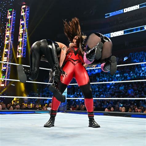 Pin By Thoorya On Wwe Superstars And Others Victoria Gonzalez