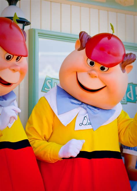 ~tweedle Dee And Tweedle Dum~ View All Of My Pictures On Fli Flickr