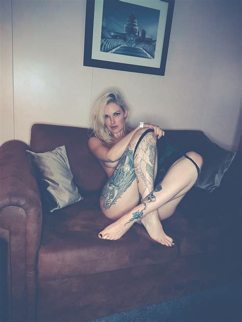 Crossed Porn Pic Eporner