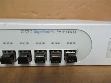 3com Superstack 3 4400 Fx 24 Port Network Switch 24 X 10 100 3c17210