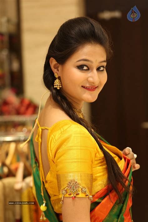 Nilofar Latest Photos Photo 60 Of 60