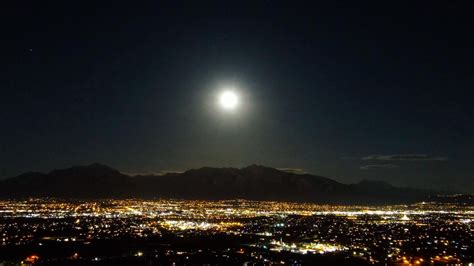 Pic Of The Day Pink Moon Rises Over The Salt Lake Valley Gephardt Daily