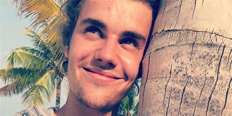 Justin Bieber Pimple