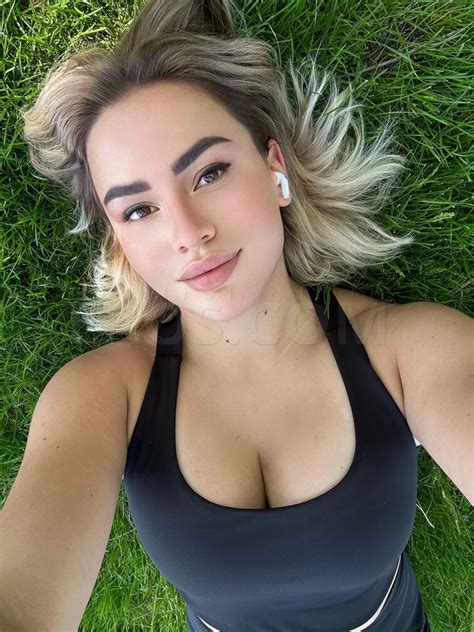 Lola Model Located In Chicago Illinois