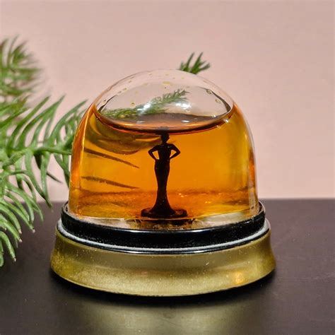 Se Produkter Som Liknar Parfym Fragile Jean Paul Gaul På Tradera