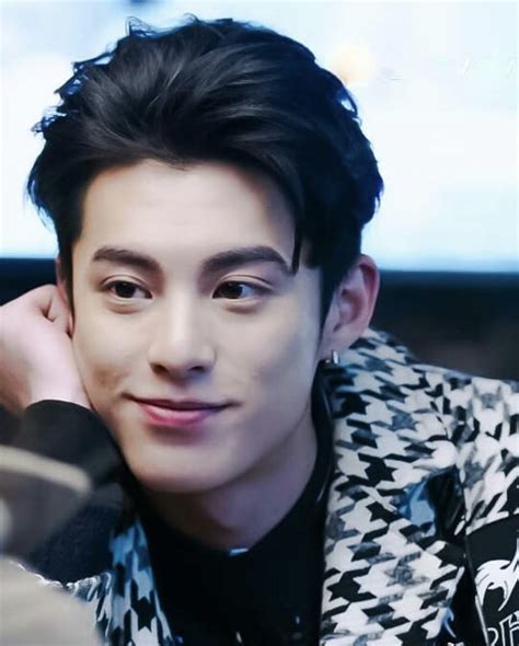 Pin On Dylan Wang Dylan Meteor Garden Beautiful Men