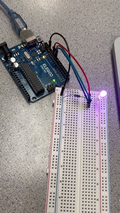 Randomized Rgb Led Arduino Uno Arduino Led Circuit Youtube