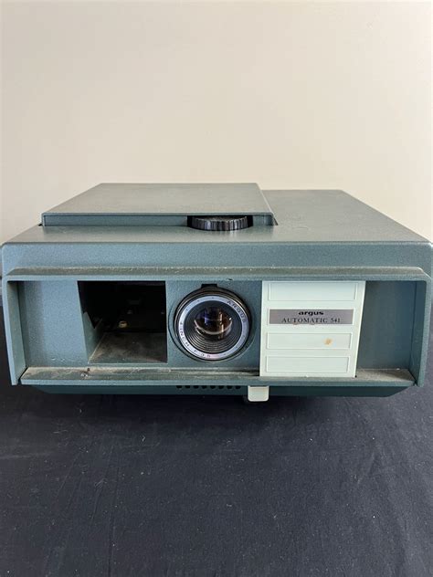 Vintage Argus Slide Projector Sunrise Estate Services Ltd