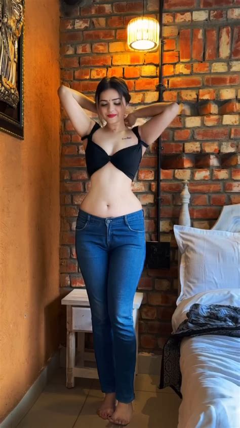 Neha Chauhan Rhottiesofytandtv