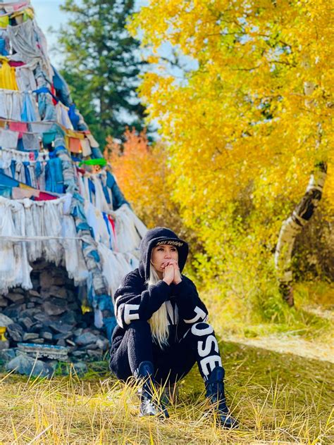 Үзмэрч Нямаа Дүйчэн өдөр 108 мөргөвөл хойт насны буян нэмэгдэгдэнэ Tac Mn