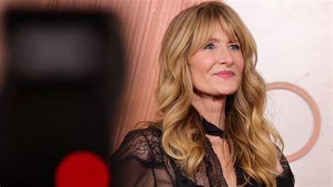 Laura Derns Waves And Fringe At The 2025 Oscars Are So Chic Woman And Home