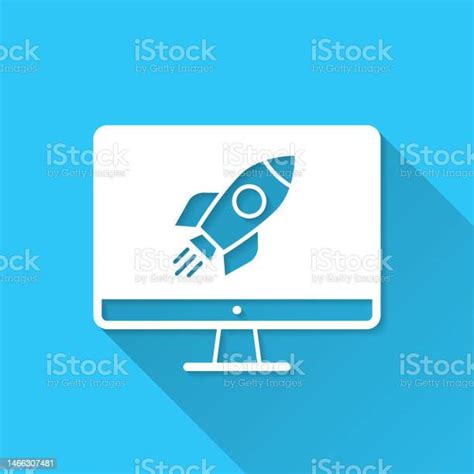 로켓이 있는 데스크톱 컴퓨터입니다 파란색 배경에 아이콘 긴 그림자가 있는 평면 디자인 3차원 형태에 대한 스톡 벡터 아트 및 기타 이미지 3차원 형태 Launch