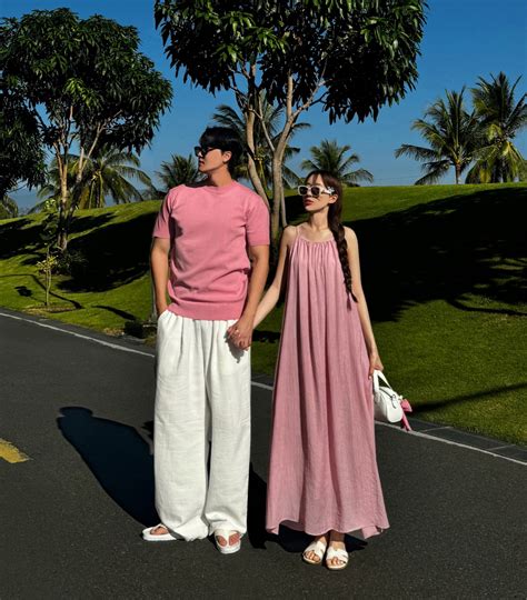 엄라이브 🚛단독🚛핑크 시밀러룩 커플룩 세트가능 단독특가 남녀공용 반팔 오버핏 니트 머슬핏 여자 나시 롱원피스 플레어 원피스 데이트 휴양지 바캉스 휴가 여름 바다 데일리