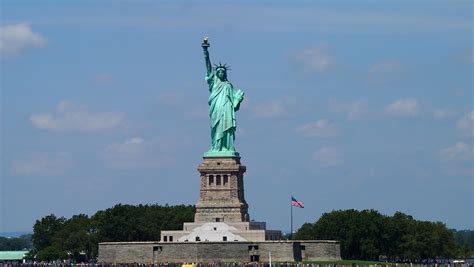 Liberty Monument New York New York Citys Most Famous Monuments Nxvrgk
