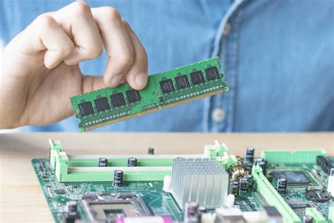 چگونه مدل کارت گرافیک را بفهمیم؟ 3 روش برای فهمیدن مدل کارت گرافیکی کامپیوتر