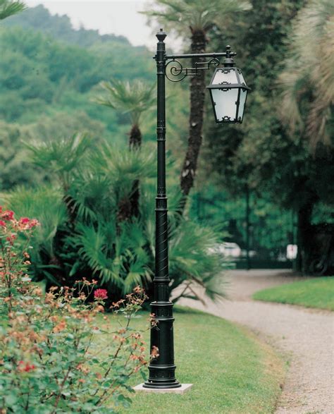 Victorian Street Lamp Post