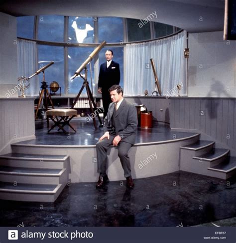 Pictures Of Leon Greene