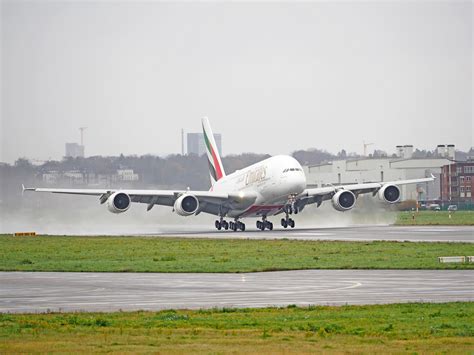 Airbus A380 Take Off