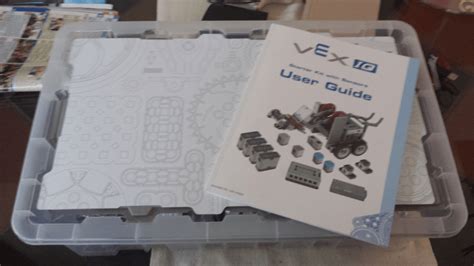 Robots Blog VEX IQ Unboxing Detail Pictures News About Robots Drones AI Robotics