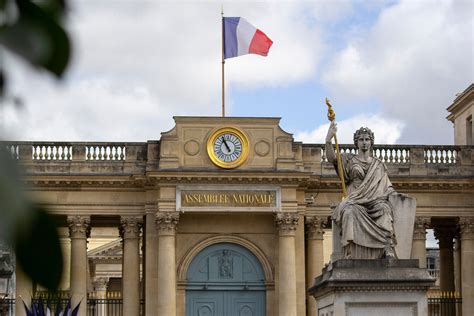 Во Франции заявили об утрате суверенитета после Второй мировой войны Газета Ru Новости