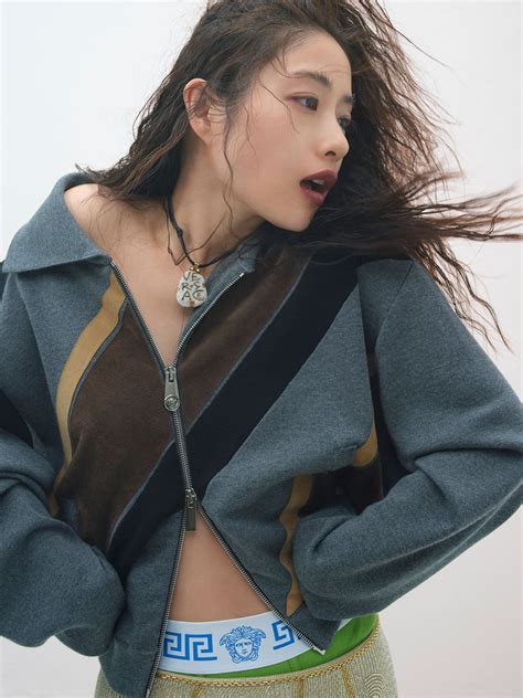 Ishihara Satomi For The Fashion Post