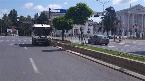 ЈП КОМУНАЛНА ХИГИЕНА СКОПЈЕ ПОДИГНА 1600 КУБНИ МЕТРИ ОТПАД ОД ДИВИ ДЕПОНИИ ВО МЕСЕЦ ЈУНИ